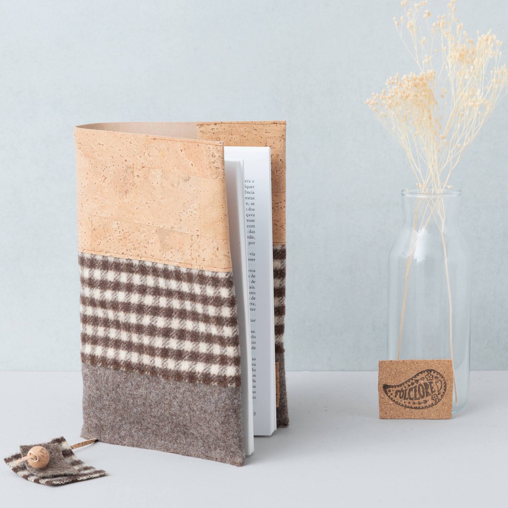 Book cover in cork, taupe and checkered burel